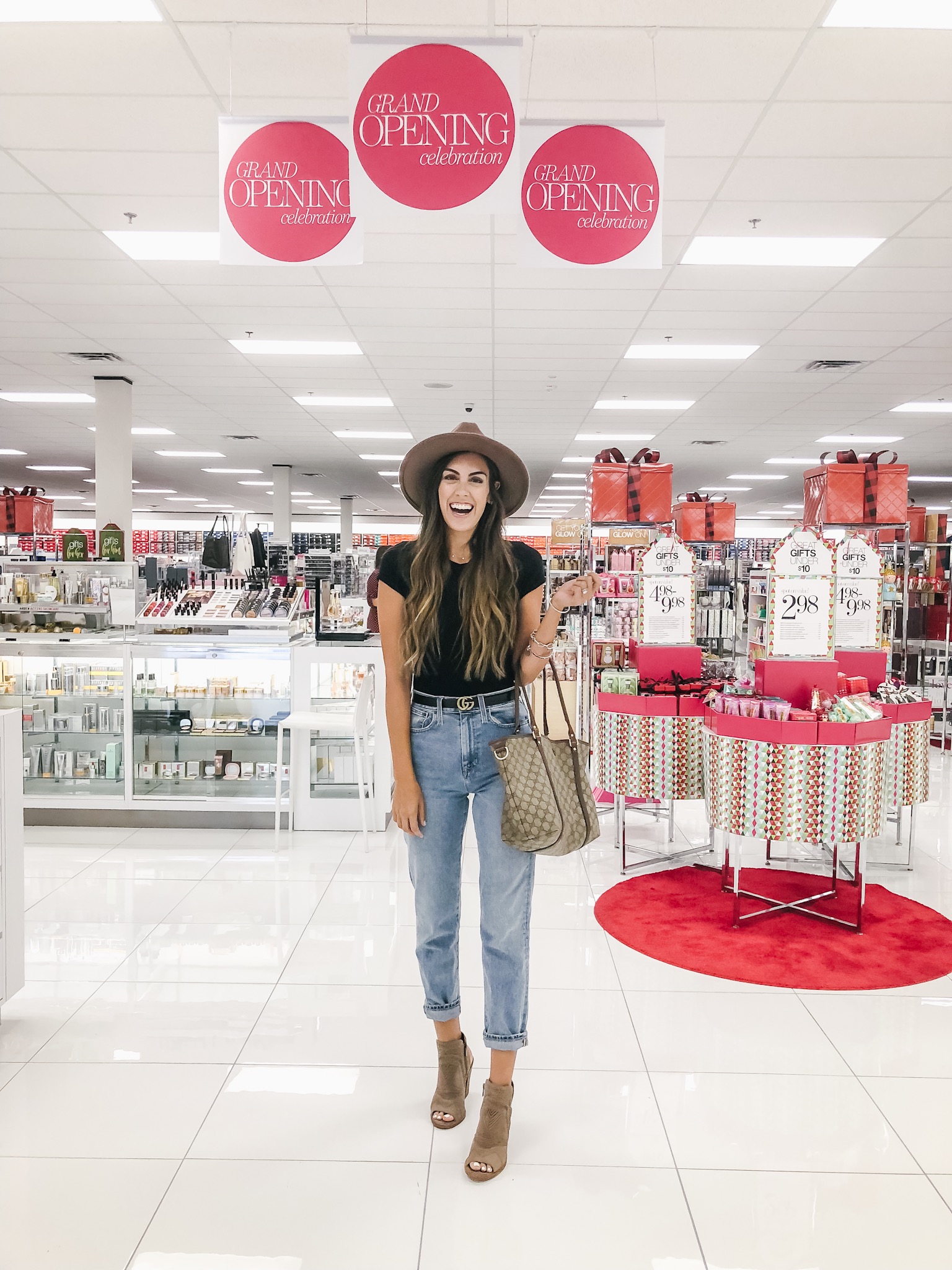 Beall's Store Opening in Sequin, TX - STYLETHEGIRL